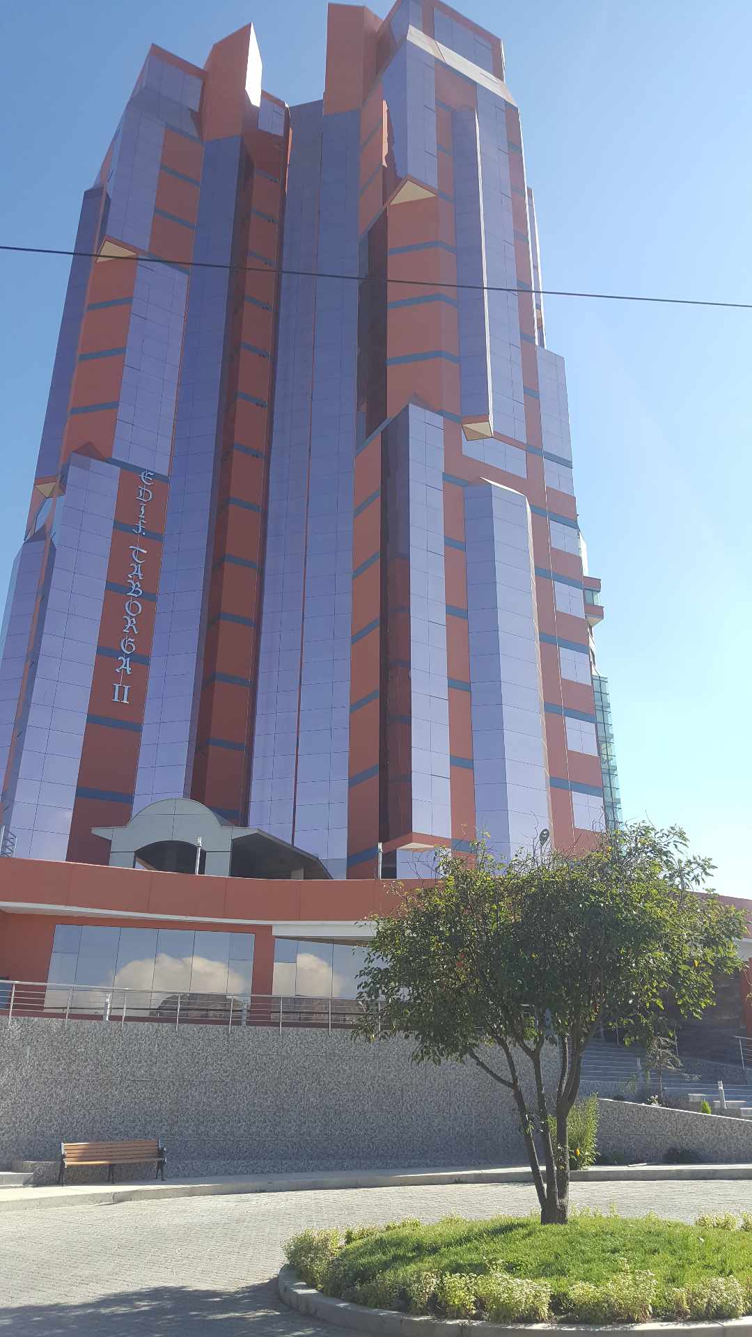 Urb. Priv. San Alberto. Edif. TABORGA II. | UltraCasas.com $us 460,000 [UC-563920]