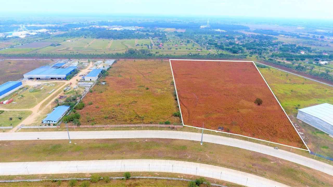 Terreno en venta en el Parque Industrial Pilat | UltraCasas.com $us ...