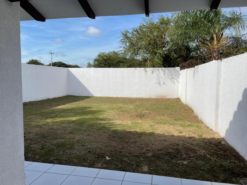 Urbanización Motacú a 6 cuadras de la carretera (diagonal Mapaizo Golf ...