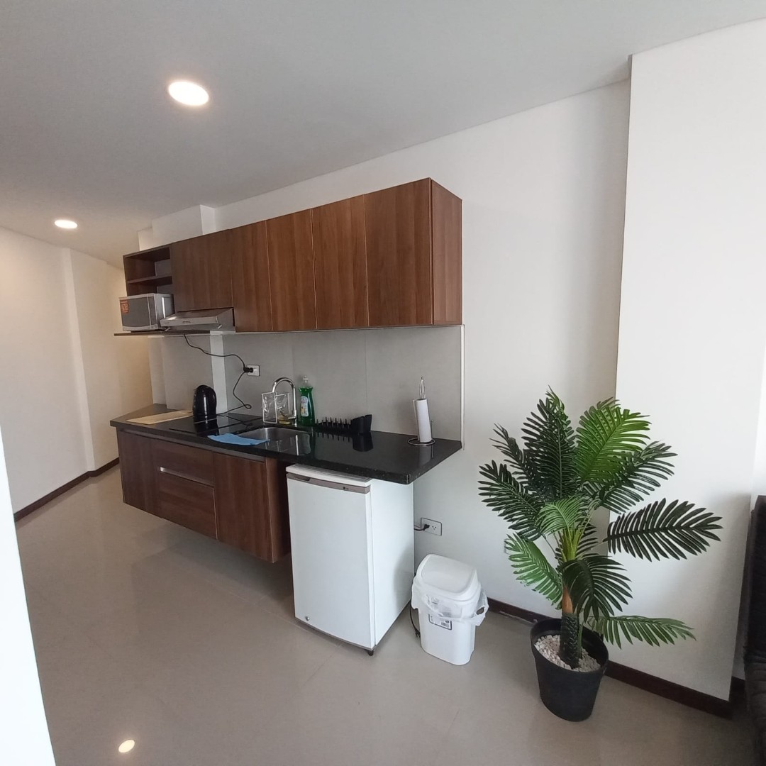 Av Busch 2do y 3er anillo Zona Equipetrol. Edificio Baruc 3 ...